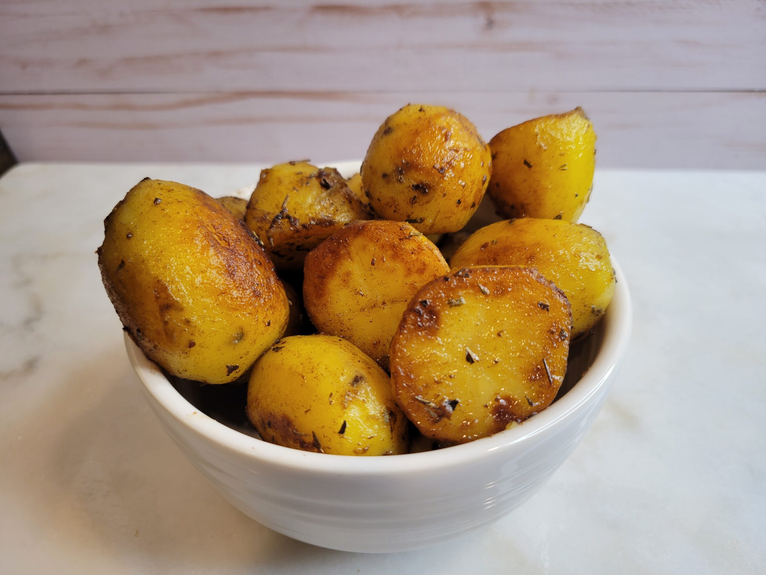 Crispy Pan Fried Potatoes: A Star Side Dish - They Call Me Mini Chef